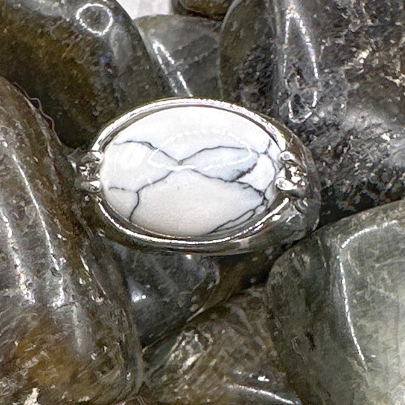 Alquimia | Jewelry | White Howlite And Silver Gem Ring | Poshmark